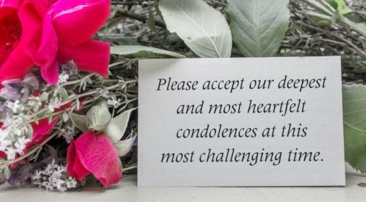 Condoléances en anglais : 16 exemples de messages